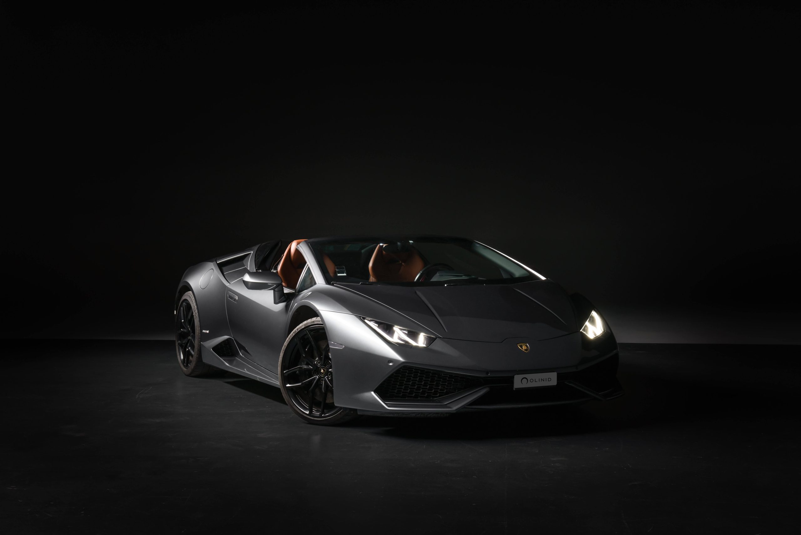 Rent Lamborghini Huracan Spyder